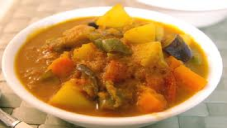 Fruit And Vegetable Curry (Avial) Recipe - Cook with Hamariweb.com