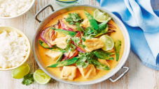 Fish Yellow Curry Recipe - Cook with Hamariweb.com